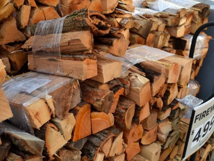 How Much Firewood Do You Need? (Camping, Winter, & More) – Fireplace Tips